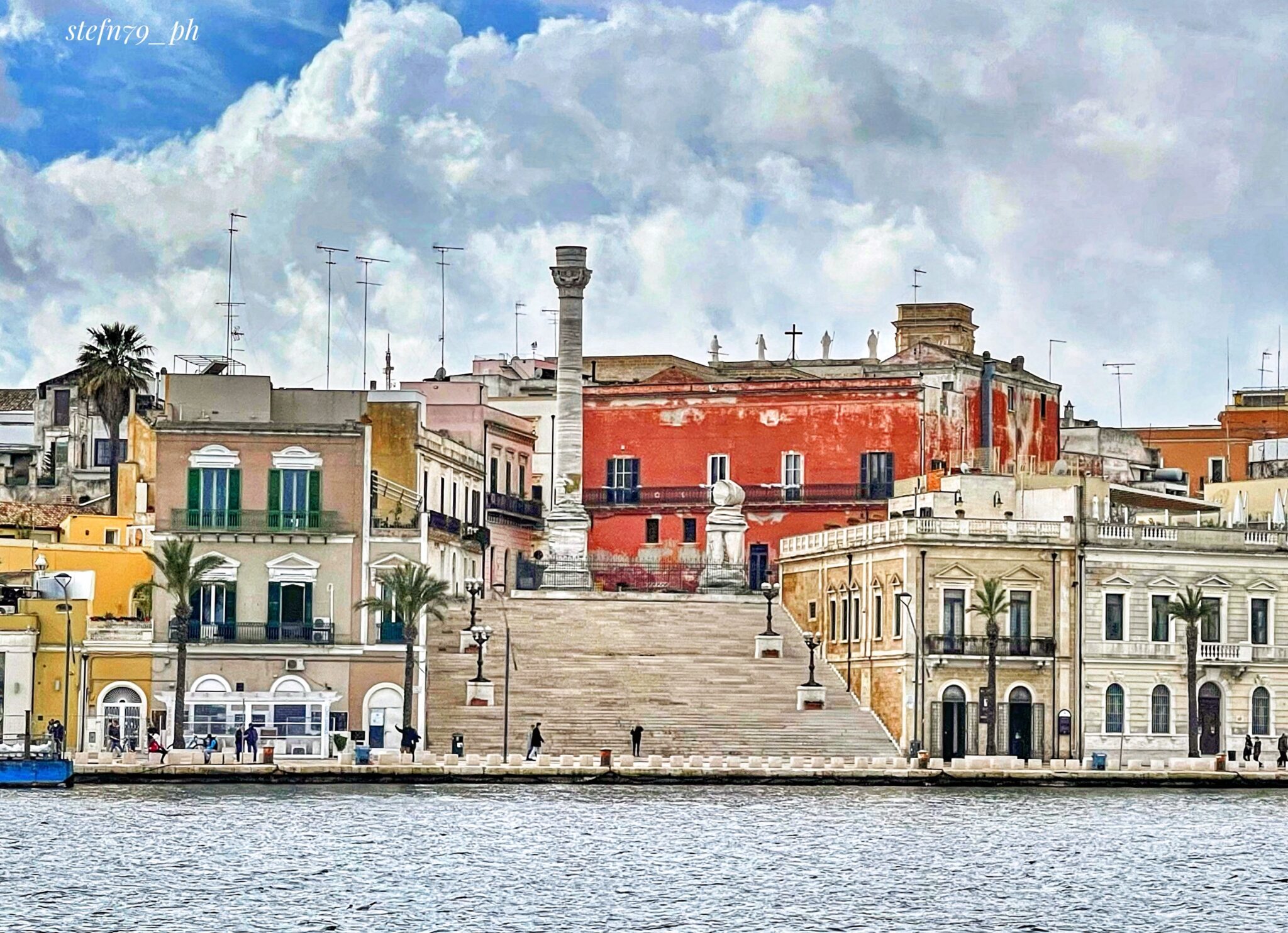 Brindisi bezoeken? Dit is wat je zeker moet doen! Bari.nl